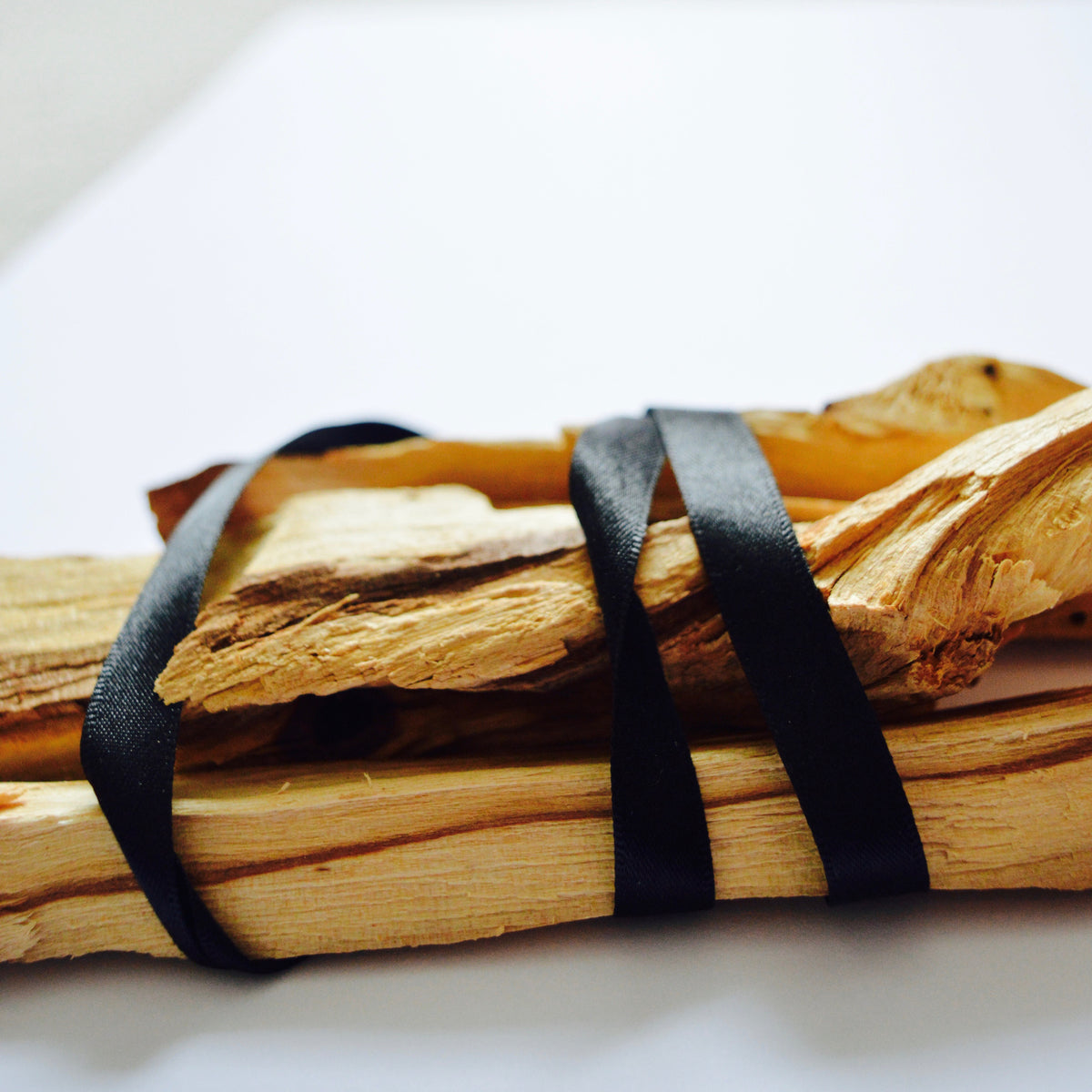 Palo Santo Sacred Burning Sticks – Sacred Elephant Incense